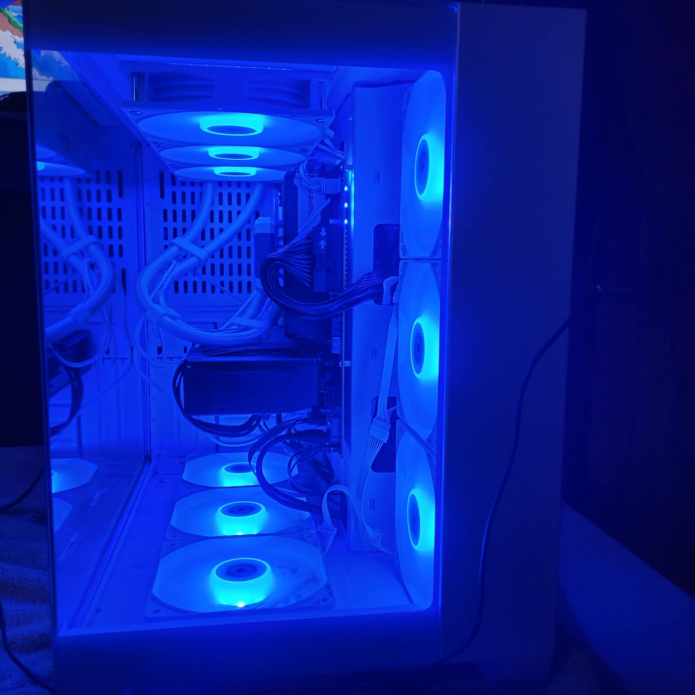 8 Best Fish Tank Style PC Cases (May 2026) Showcase Builds Guide