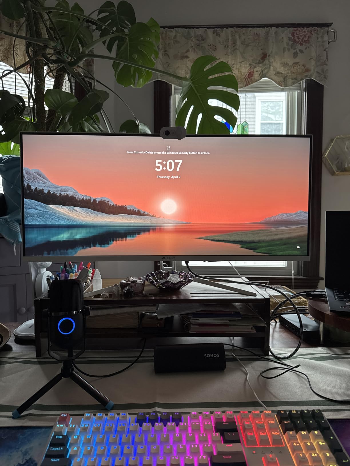 15 Best Monitors for Stock Trading (April 2026) Complete Guide